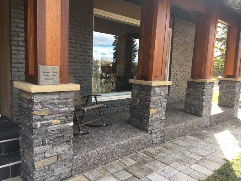 Transform your pillars with stone or wood cladding - Chinook ...